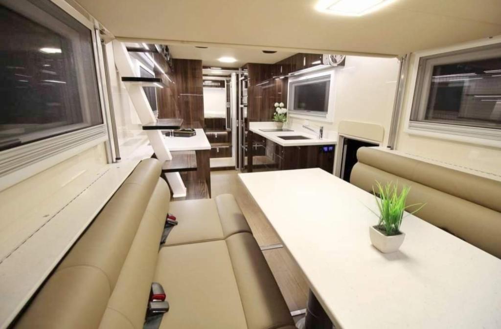 The iconic Double-Decker SLRV ComMANder 8x8 is FOR SALE (SOLD) | SLRV ...
